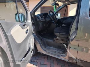 Pelēks Renault Trafic 2015 Tallina, ar dzinēja tilpumu 1.60 L un nobraukumu 279 tūkst. km par 12800 €, foto 9 vietnē AUTOMOTO.COM.LV