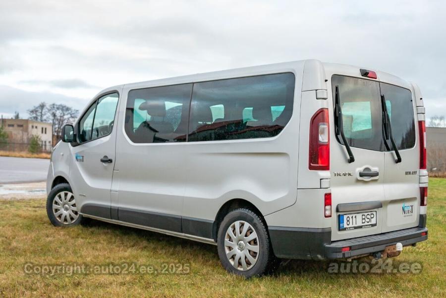 Pelēks Renault Trafic 2016 Tallina, ar dzinēja tilpumu 1.60 L un nobraukumu 280 tūkst. km par 13500 €, foto 3 vietnē AUTOMOTO.COM.LV