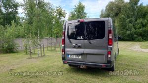 Pelēks Renault Trafic 2016 Tallina, ar dzinēja tilpumu 1.60 L un nobraukumu 217 tūkst. km par 6000 €, foto 5 vietnē AUTOMOTO.COM.LV
