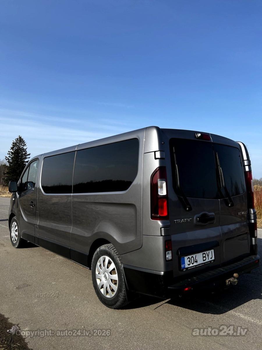 Grey Renault Trafic 2018 in Johvi, with an engine capacity of 1.60 L and mileage of 0 thousand km for 12500 €, photo 5 on AUTOMOTO.COM.LV