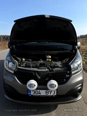 Grey Renault Trafic 2018 in Johvi, with an engine capacity of 1.60 L and mileage of 0 thousand km for 12500 €, photo 7 on AUTOMOTO.COM.LV