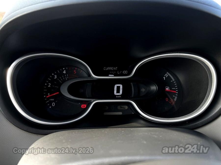 Grey Renault Trafic 2018 in Johvi, with an engine capacity of 1.60 L and mileage of 0 thousand km for 12500 €, photo 13 on AUTOMOTO.COM.LV