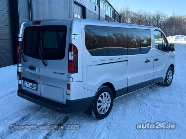 Pelēks Renault Trafic 2019 Pērnava, ar dzinēja tilpumu 2.00 L un nobraukumu 167 tūkst. km par 18750 €, foto 8 vietnē AUTOMOTO.COM.LV