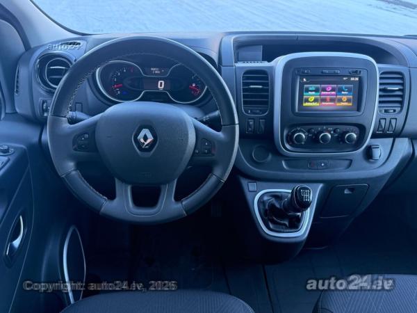 Pelēks Renault Trafic 2019 Pērnava, ar dzinēja tilpumu 2.00 L un nobraukumu 167 tūkst. km par 18750 €, foto 10 vietnē AUTOMOTO.COM.LV