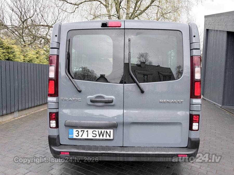 Pelēks Renault Trafic 2019 Tallina, ar dzinēja tilpumu 2.00 L un nobraukumu 195 tūkst. km par 13990 €, foto 7 vietnē AUTOMOTO.COM.LV