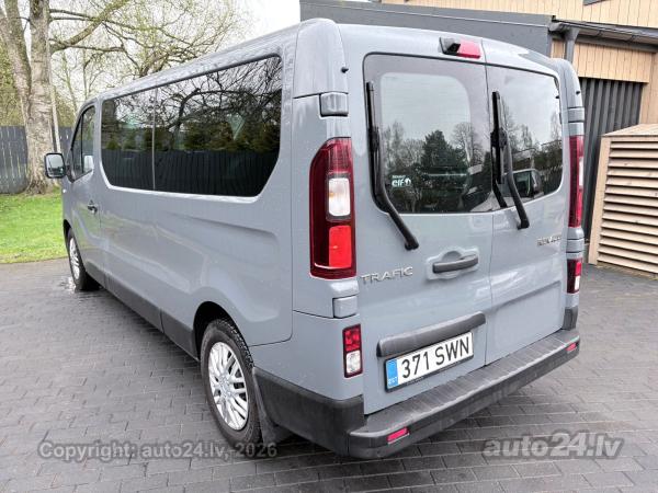 Серый Рено Трафик 2019 в Таллин, объемом двигателя 2.00 л и пробегом 195 тыс. км за 13990 €, фото 7 на AUTOMOTO.COM.LV
