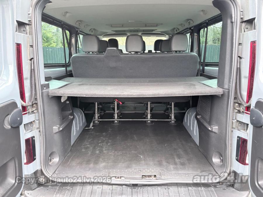 Pelēks Renault Trafic 2019 Tallina, ar dzinēja tilpumu 2.00 L un nobraukumu 195 tūkst. km par 13990 €, foto 9 vietnē AUTOMOTO.COM.LV