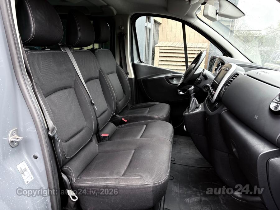 Pelēks Renault Trafic 2019 Tallina, ar dzinēja tilpumu 2.00 L un nobraukumu 195 tūkst. km par 13990 €, foto 14 vietnē AUTOMOTO.COM.LV