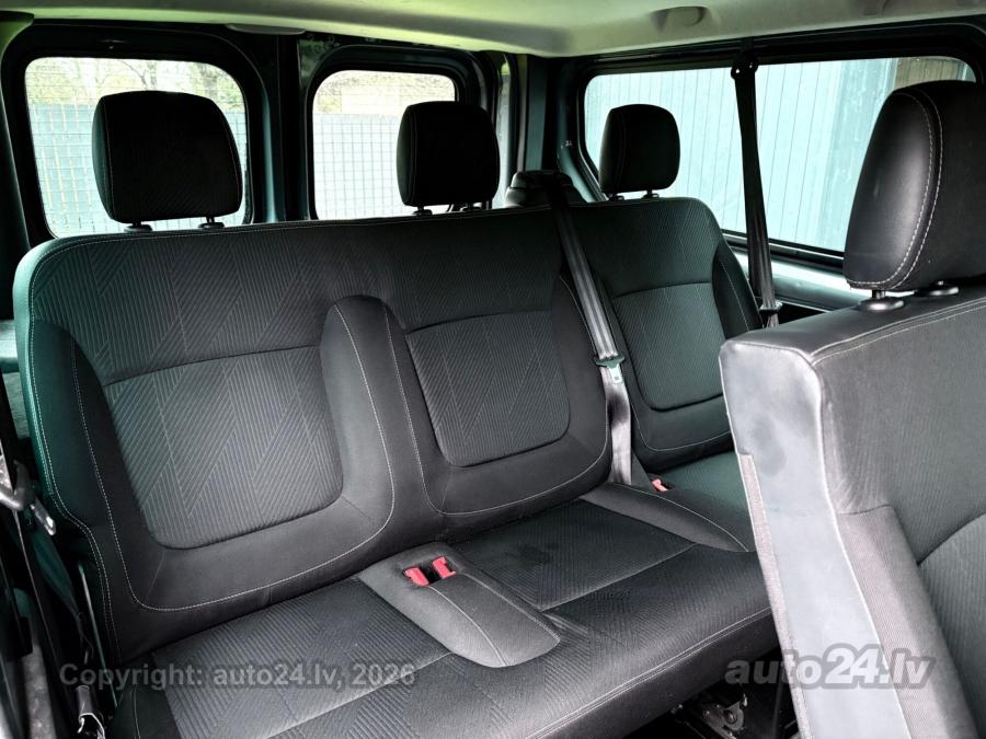 Pelēks Renault Trafic 2019 Tallina, ar dzinēja tilpumu 2.00 L un nobraukumu 195 tūkst. km par 13990 €, foto 15 vietnē AUTOMOTO.COM.LV