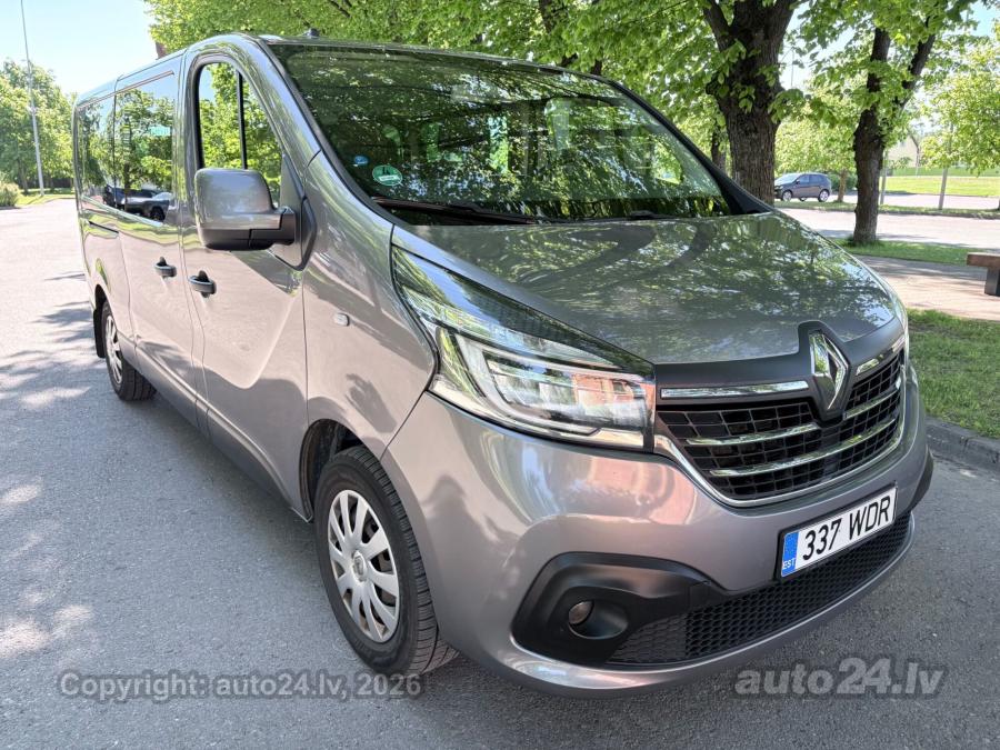 Pelēks Renault Trafic 2019 Tallina, ar dzinēja tilpumu 2.00 L un nobraukumu 203 tūkst. km par 16500 €, foto 4 vietnē AUTOMOTO.COM.LV