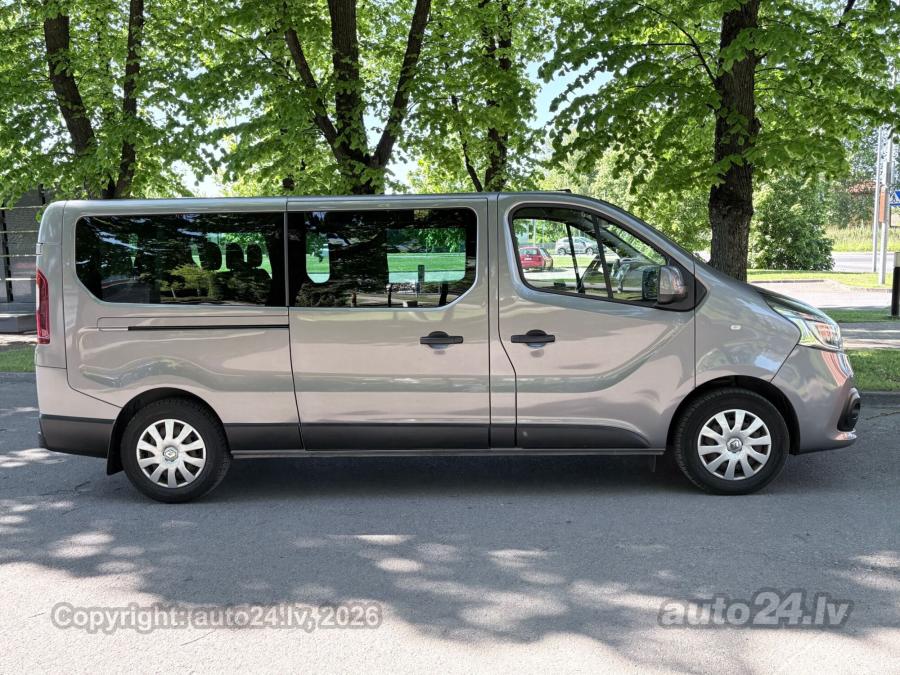 Pelēks Renault Trafic 2019 Tallina, ar dzinēja tilpumu 2.00 L un nobraukumu 203 tūkst. km par 16500 €, foto 5 vietnē AUTOMOTO.COM.LV
