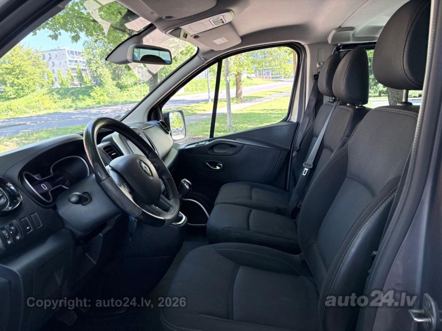 Pelēks Renault Trafic 2019 Tallina, ar dzinēja tilpumu 2.00 L un nobraukumu 203 tūkst. km par 16500 €, foto 10 vietnē AUTOMOTO.COM.LV