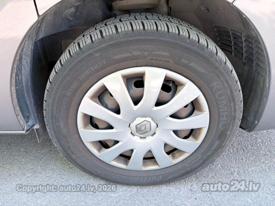 Pelēks Renault Trafic 2019 Tallina, ar dzinēja tilpumu 2.00 L un nobraukumu 203 tūkst. km par 16500 €, foto 17 vietnē AUTOMOTO.COM.LV