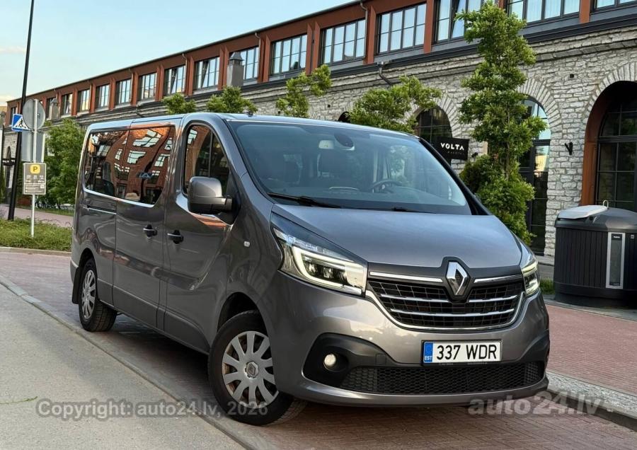 Grey Renault Trafic 2019 in Tallinn, with an engine capacity of 2.00 L and mileage of 203 thousand km for 16990 €, photo 3 on AUTOMOTO.COM.LV