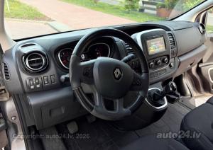 Grey Renault Trafic 2019 in Tallinn, with an engine capacity of 2.00 L and mileage of 203 thousand km for 16990 €, photo 24 on AUTOMOTO.COM.LV