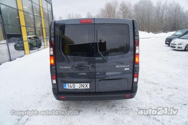 Pelēks Renault Trafic 2022 Tallina, ar dzinēja tilpumu 2.00 L un nobraukumu 37 tūkst. km par 28990 €, foto 6 vietnē AUTOMOTO.COM.LV