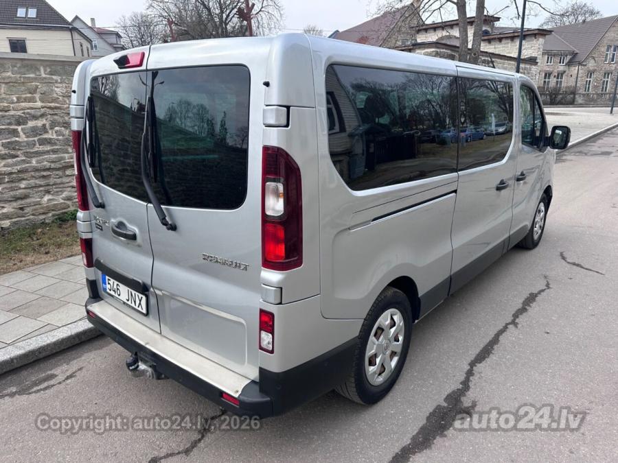 Pelēks Renault Trafic 2022 Tallina, ar dzinēja tilpumu 2.00 L un nobraukumu 297 tūkst. km par 19500 €, foto 2 vietnē AUTOMOTO.COM.LV