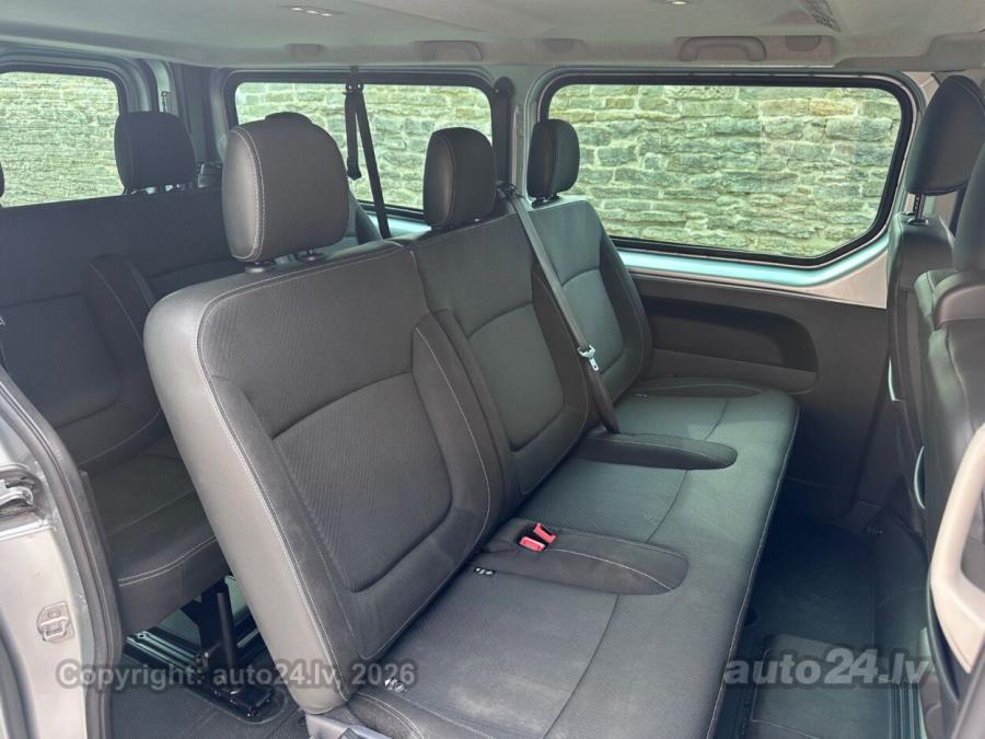 Pelēks Renault Trafic 2022 Tallina, ar dzinēja tilpumu 2.00 L un nobraukumu 297 tūkst. km par 19500 €, foto 14 vietnē AUTOMOTO.COM.LV