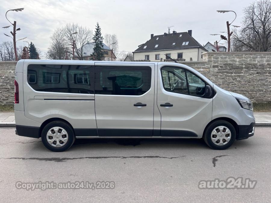 Pelēks Renault Trafic 2022 Tallina, ar dzinēja tilpumu 2.00 L un nobraukumu 297 tūkst. km par 19500 €, foto 19 vietnē AUTOMOTO.COM.LV