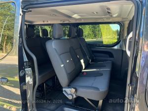 Grey Renault Trafic 2022 in Tallinn, with an engine capacity of 2.00 L and mileage of 83 thousand km for 28000 €, photo 9 on AUTOMOTO.COM.LV