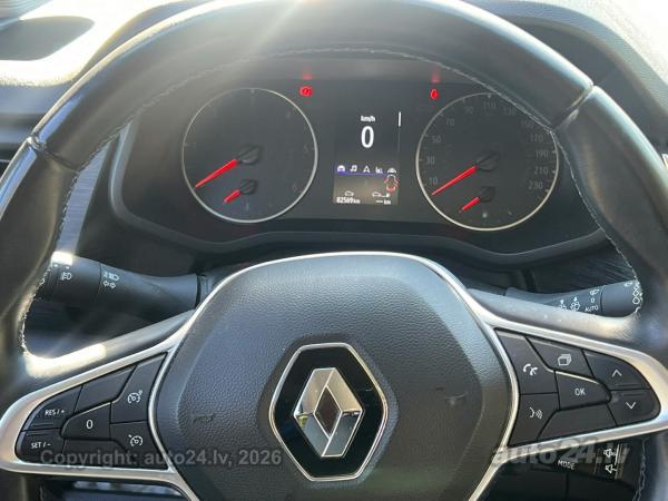 Grey Renault Trafic 2022 in Tallinn, with an engine capacity of 2.00 L and mileage of 83 thousand km for 28000 €, photo 9 on AUTOMOTO.COM.LV