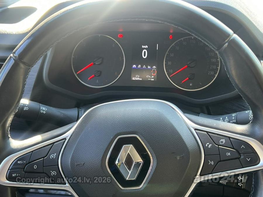 Grey Renault Trafic 2022 in Tallinn, with an engine capacity of 2.00 L and mileage of 83 thousand km for 28000 €, photo 10 on AUTOMOTO.COM.LV