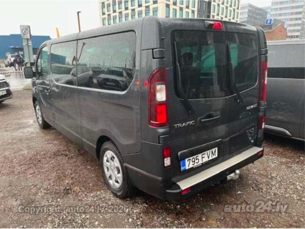 Renault Trafic 2022 Tallina vietnē Pelēks Renault Trafic 2022 Tallina, ar dzinēja tilpumu 2.00 L un nobraukumu 314 tūkst. km par 19900 €, foto 4 vietnē AUTOMOTO.COM.LV