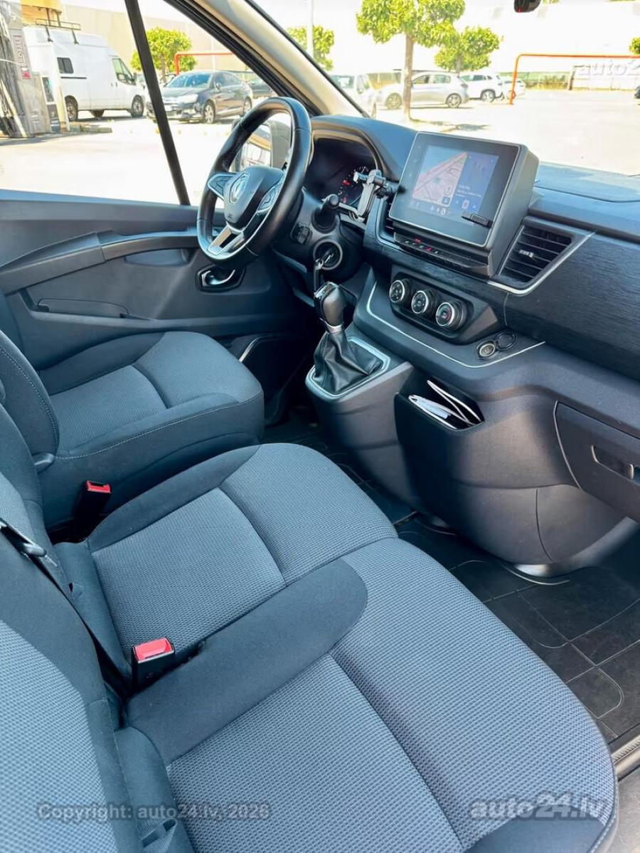 Pelēks Renault Trafic 2023 Tartu, ar dzinēja tilpumu 2.00 L un nobraukumu 106 tūkst. km par 29790 €, foto 7 vietnē AUTOMOTO.COM.LV