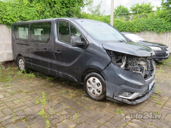 Grey Renault Trafic 2023 in Tallinn, with an engine capacity of 2.00 L and mileage of 73 thousand km for 14500 €, photo 2 on AUTOMOTO.COM.LV