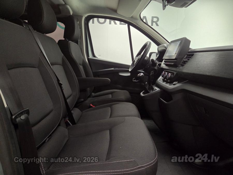 Серый Рено Трафик 2023 в Таллин, объемом двигателя 2.00 л и пробегом 77 тыс. км за 29800 €, фото 16 на AUTOMOTO.COM.LV