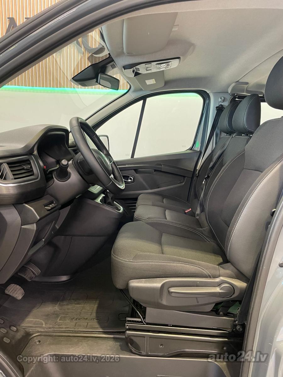 Pelēks Renault Trafic 2023 Tallina, ar dzinēja tilpumu 2.00 L un nobraukumu 15 tūkst. km par 31990 €, foto 11 vietnē AUTOMOTO.COM.LV