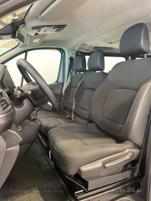 Pelēks Renault Trafic 2023 Tallina, ar dzinēja tilpumu 2.00 L un nobraukumu 15 tūkst. km par 31990 €, foto 12 vietnē AUTOMOTO.COM.LV