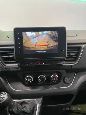 Pelēks Renault Trafic 2023 Tallina, ar dzinēja tilpumu 2.00 L un nobraukumu 15 tūkst. km par 31990 €, foto 17 vietnē AUTOMOTO.COM.LV