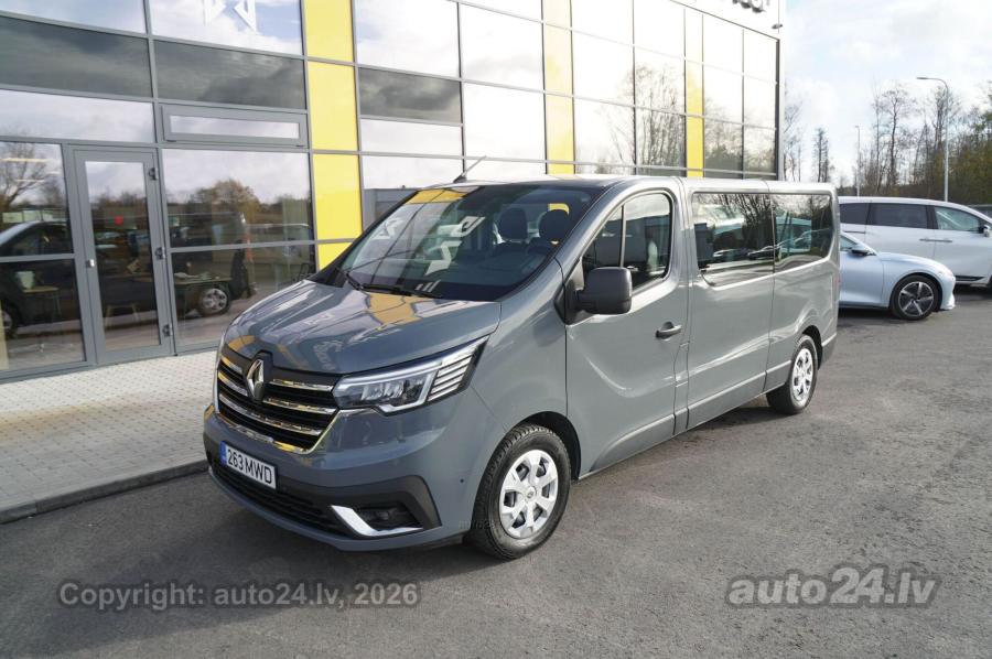 Grey Renault Trafic 2023 in Tallinn, with an engine capacity of 2.00 L and mileage of 119 thousand km for 26990 €, photo 1 on AUTOMOTO.COM.LV
