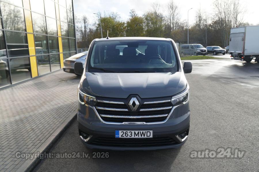 Grey Renault Trafic 2023 in Tallinn, with an engine capacity of 2.00 L and mileage of 119 thousand km for 26990 €, photo 6 on AUTOMOTO.COM.LV
