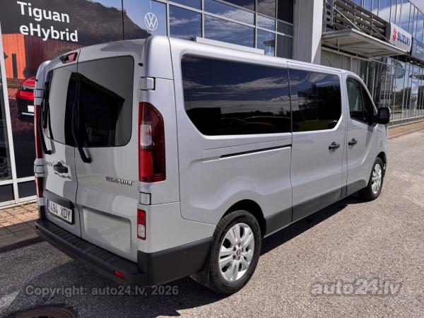 Pelēks Renault Trafic 2024 Viljandi, ar dzinēja tilpumu 2.00 L un nobraukumu 42 tūkst. km par 39990 €, foto 4 vietnē AUTOMOTO.COM.LV