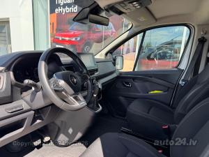 Pelēks Renault Trafic 2024 Viljandi, ar dzinēja tilpumu 2.00 L un nobraukumu 42 tūkst. km par 39990 €, foto 7 vietnē AUTOMOTO.COM.LV