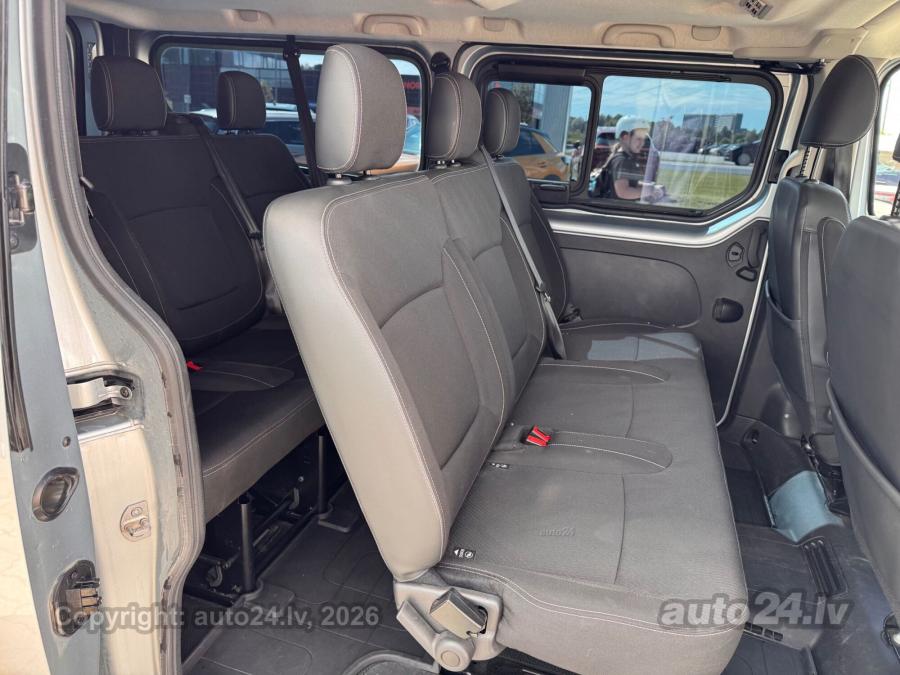 Pelēks Renault Trafic 2024 Viljandi, ar dzinēja tilpumu 2.00 L un nobraukumu 42 tūkst. km par 39990 €, foto 13 vietnē AUTOMOTO.COM.LV