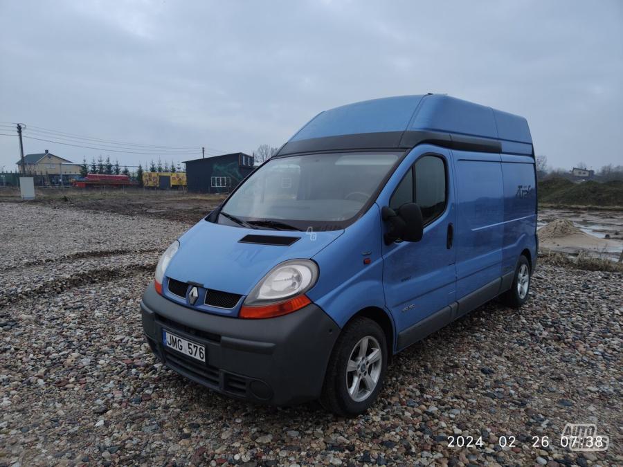 Renault Trafic 2005 in Kaunas, with an engine capacity of 2.50 L and mileage of 330 thousand km for 3950 €, photo 9 on AUTOMOTO.COM.LV