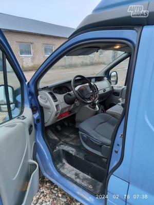 Renault Trafic 2005 in Kaunas, with an engine capacity of 2.50 L and mileage of 330 thousand km for 3950 €, photo 11 on AUTOMOTO.COM.LV