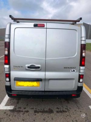 Renault Trafic 2017 in Kaunas, with an engine capacity of 1.60 L and mileage of 198 thousand km for 2999 €, photo 4 on AUTOMOTO.COM.LV