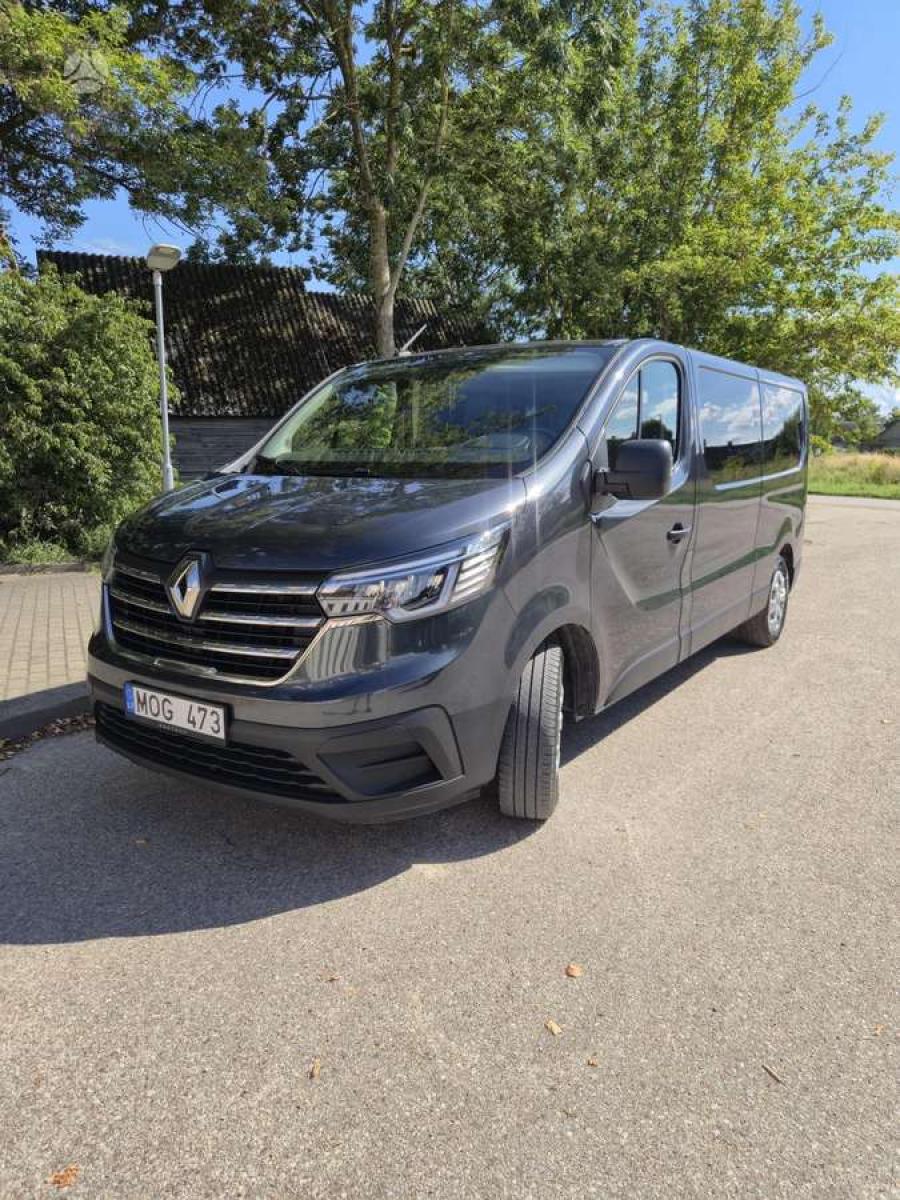 Renault Trafic 2023 in Vilkaviskis, with an engine capacity of 2.00 L and mileage of 221 thousand km for 23900 €, photo 1 on AUTOMOTO.COM.LV