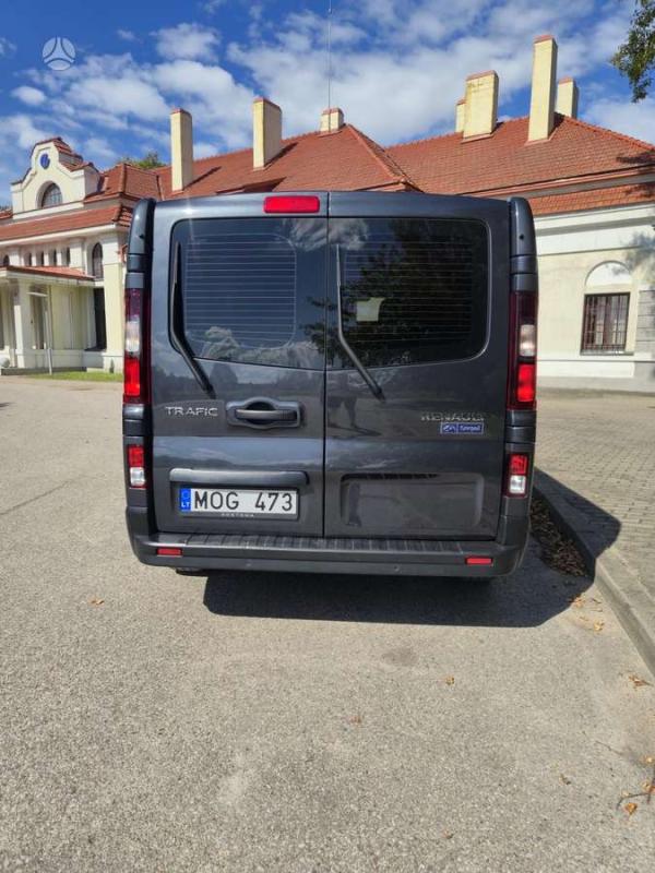Renault Trafic 2023 in Vilkaviskis on AUTOMOTO.COM.LV Renault Trafic 2023 in Vilkaviskis, with an engine capacity of 2.00 L and mileage of 221 thousand km for 23900 β¬, photo 6 on AUTOMOTO.COM.LV