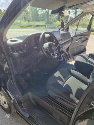 Renault Trafic 2023 in Vilkaviskis, with an engine capacity of 2.00 L and mileage of 221 thousand km for 23900 €, photo 10 on AUTOMOTO.COM.LV