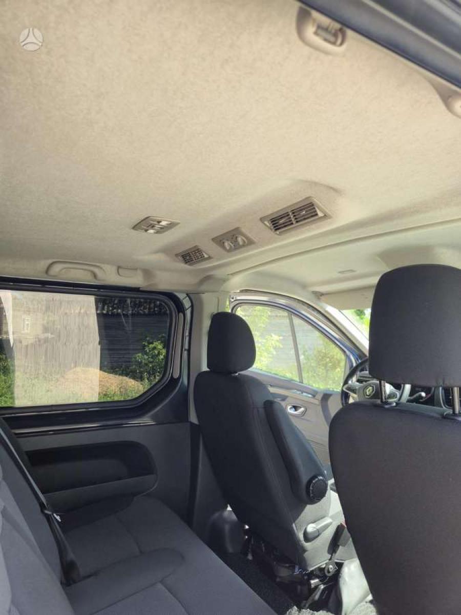Renault Trafic 2023 in Vilkaviskis, with an engine capacity of 2.00 L and mileage of 221 thousand km for 23900 €, photo 18 on AUTOMOTO.COM.LV