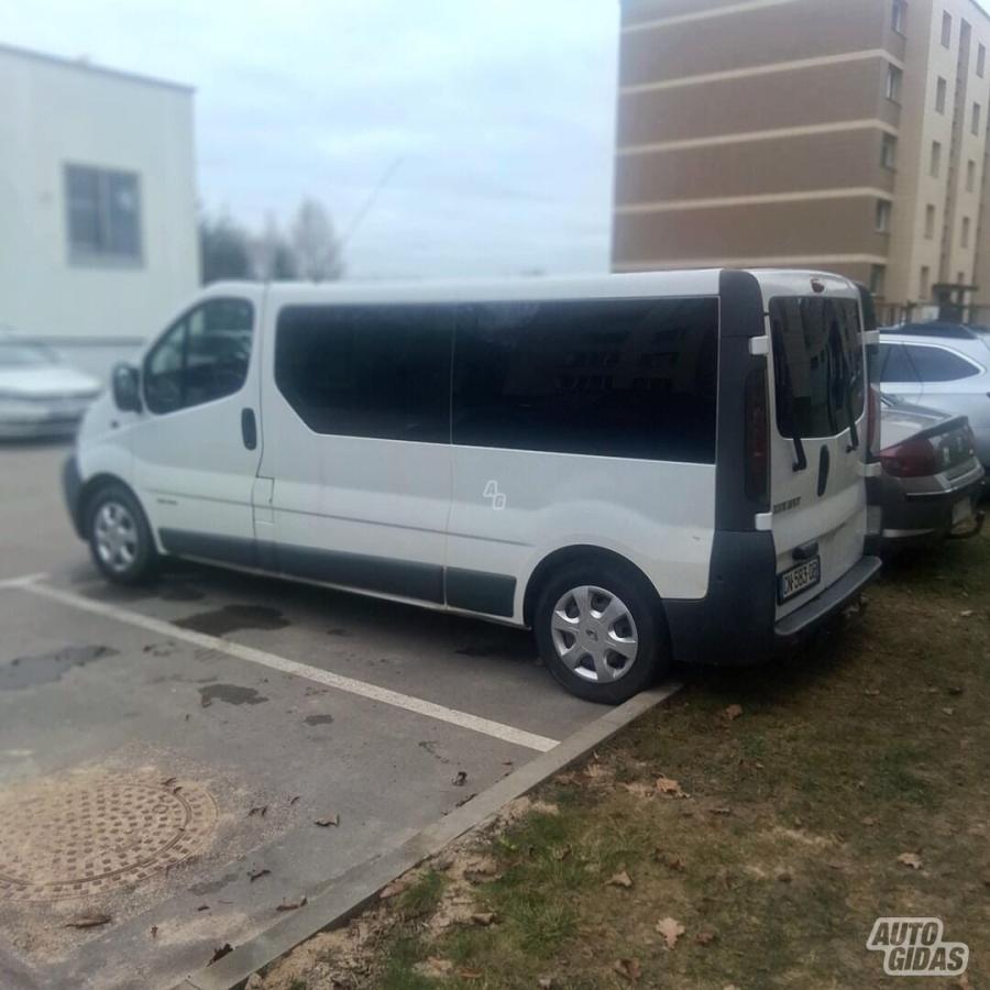 Renault Trafic 2003 in Joniskis, with an engine capacity of 1.90 L and mileage of 256 thousand km for 3500 €, photo 4 on AUTOMOTO.COM.LV