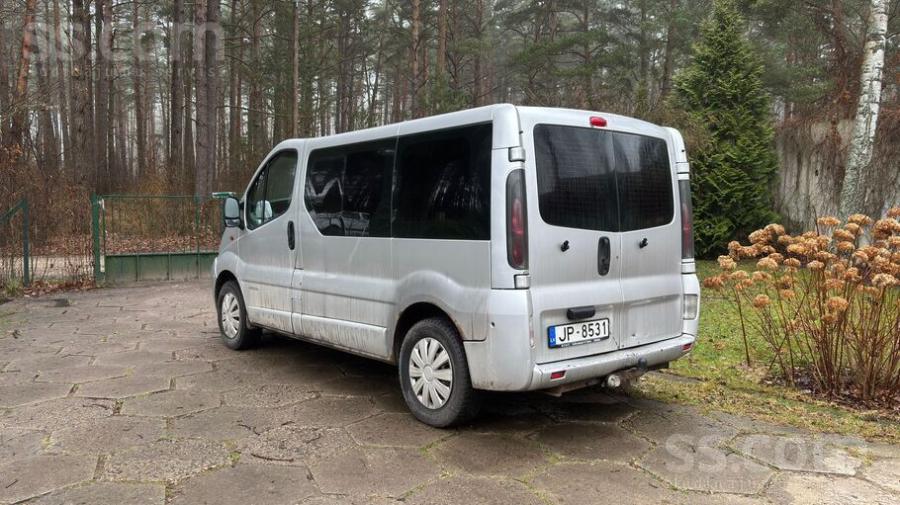 Renault Trafic 2004 Jūrmala, ar dzinēja tilpumu 1.90 L un nobraukumu 430 tūkst. km par 2650 €, foto 3 vietnē AUTOMOTO.COM.LV