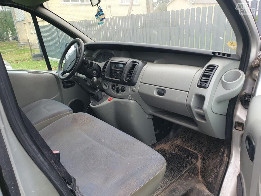 Renault Trafic 2004 in Kaunas, with an engine capacity of 1.90 L and mileage of 400 thousand km for 1450 €, photo 6 on AUTOMOTO.COM.LV