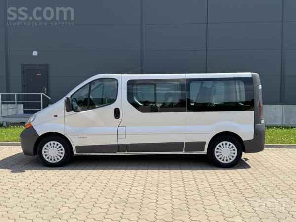 Renault Trafic 2005 in Riga, with an engine capacity of 2.50 L and mileage of 241 thousand km for 6350 €, photo 8 on AUTOMOTO.COM.LV