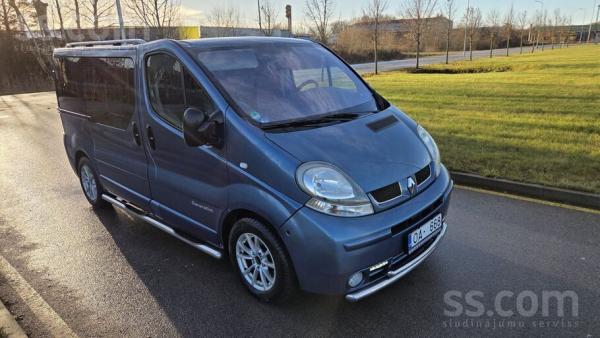 Renault Trafic 2005 in Tukums, with an engine capacity of 2.50 L and mileage of 302 thousand km for 9500 €, photo 1 on AUTOMOTO.COM.LV